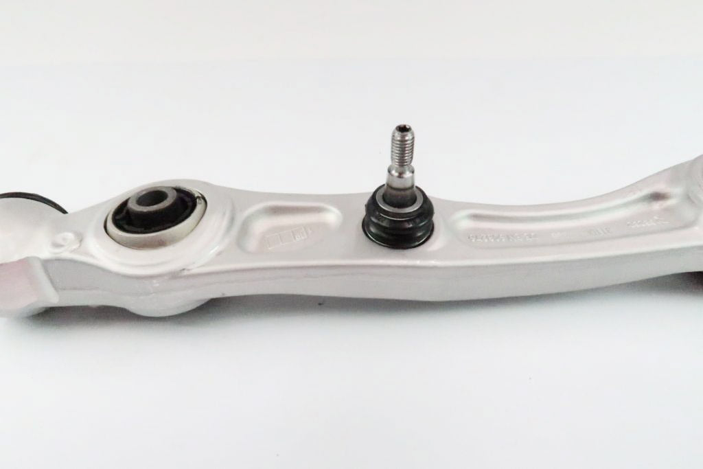 Rolls Royce Cullinan right lower control arm wishbone #1429 ...